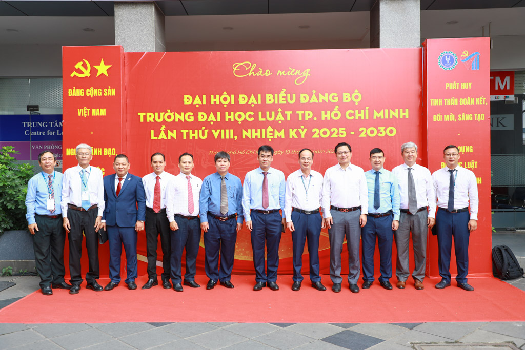 Khai mạc phiên trù bị Đại hội Đại biểu Đảng bộ Trường Đại học Luật TP.HCM lần thứ VIII, nhiệm kỳ ...